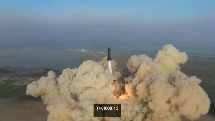 Spacex Starship Worlds Biggest Rocket Explodes During First Flight