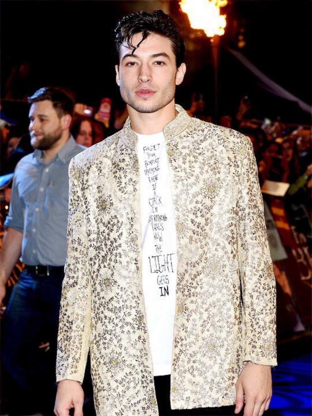 Ezra Miller bio: age, height, ethnicity, sexuality, pronouns - Legit.ng Ezra Miller bio: age, height, ethnicity, sexuality, pronouns - Legit.ng